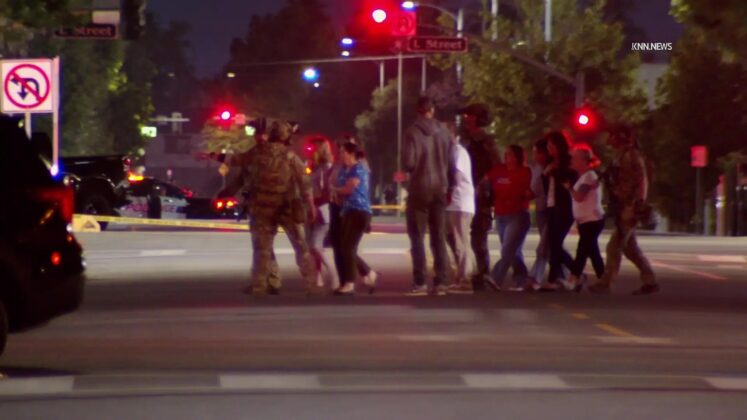 Bank Robber With ‘Bombs Strapped To Him’ Dead And All Hostages Freed ...
